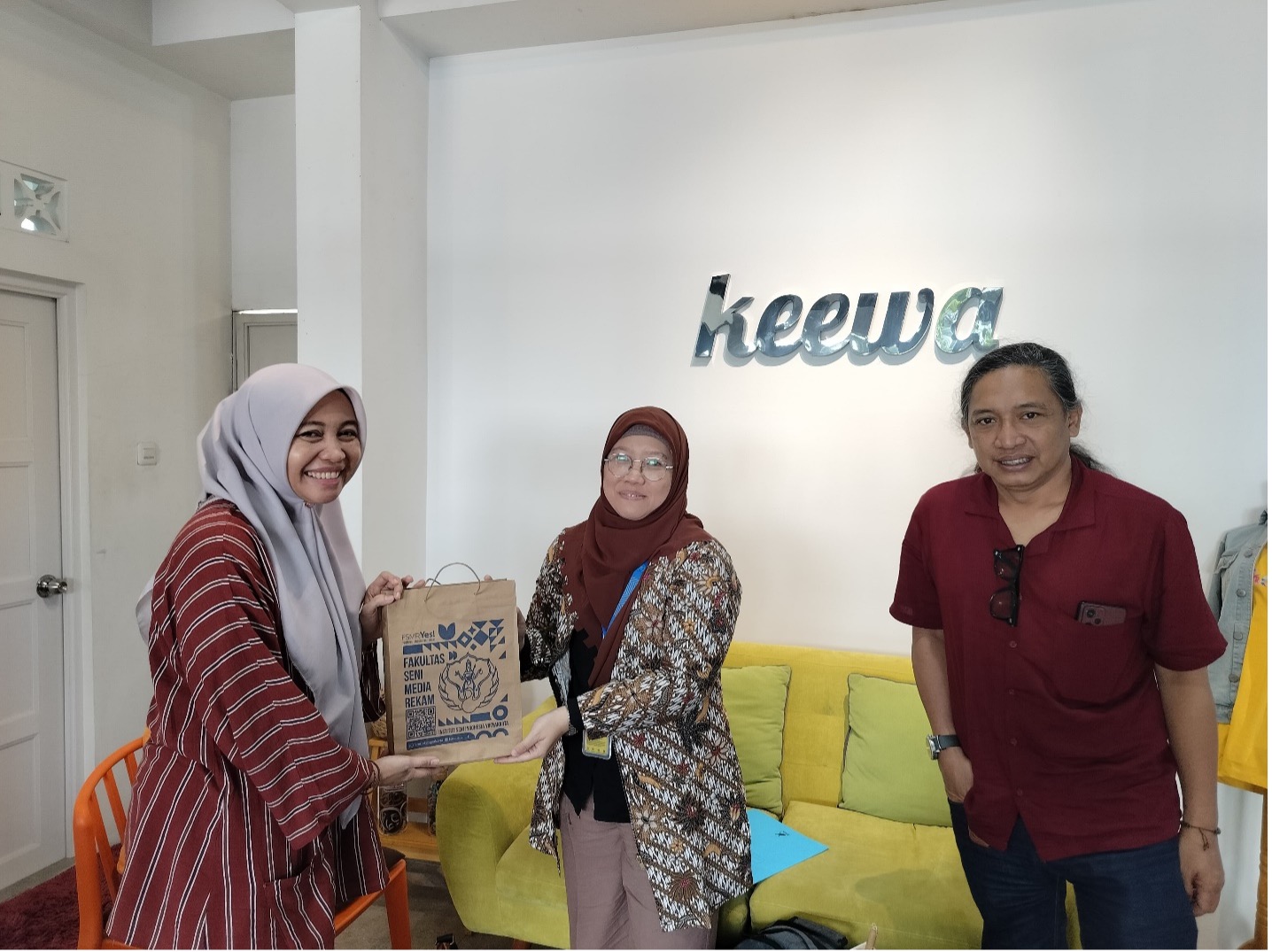 Pengembangan Kerjasama ISI Yogyakarta dengan Keewa Shoes dalam ...